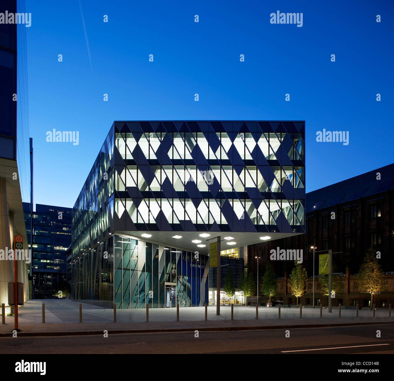 ARMANI FLAGSHIP STORE MANCHESTER SHEPPARD ROBSON 2008 GENERAL GROUND ...