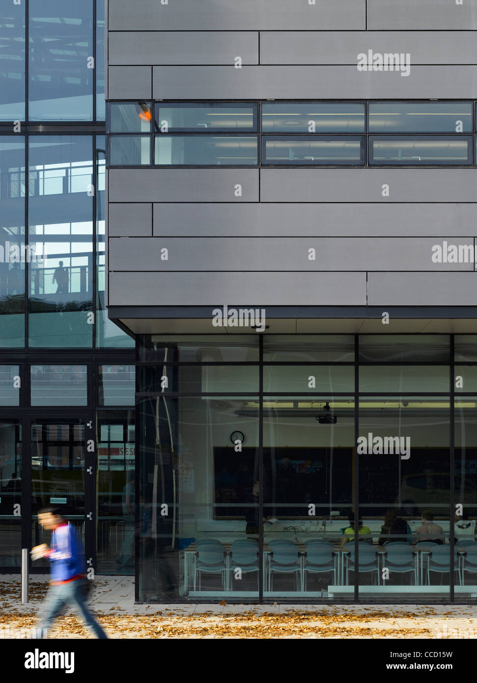 ALAN TURING BUILDING MANCHESTER UNIVERSITY SHEPPARD ROBSON EXTERIOR ...