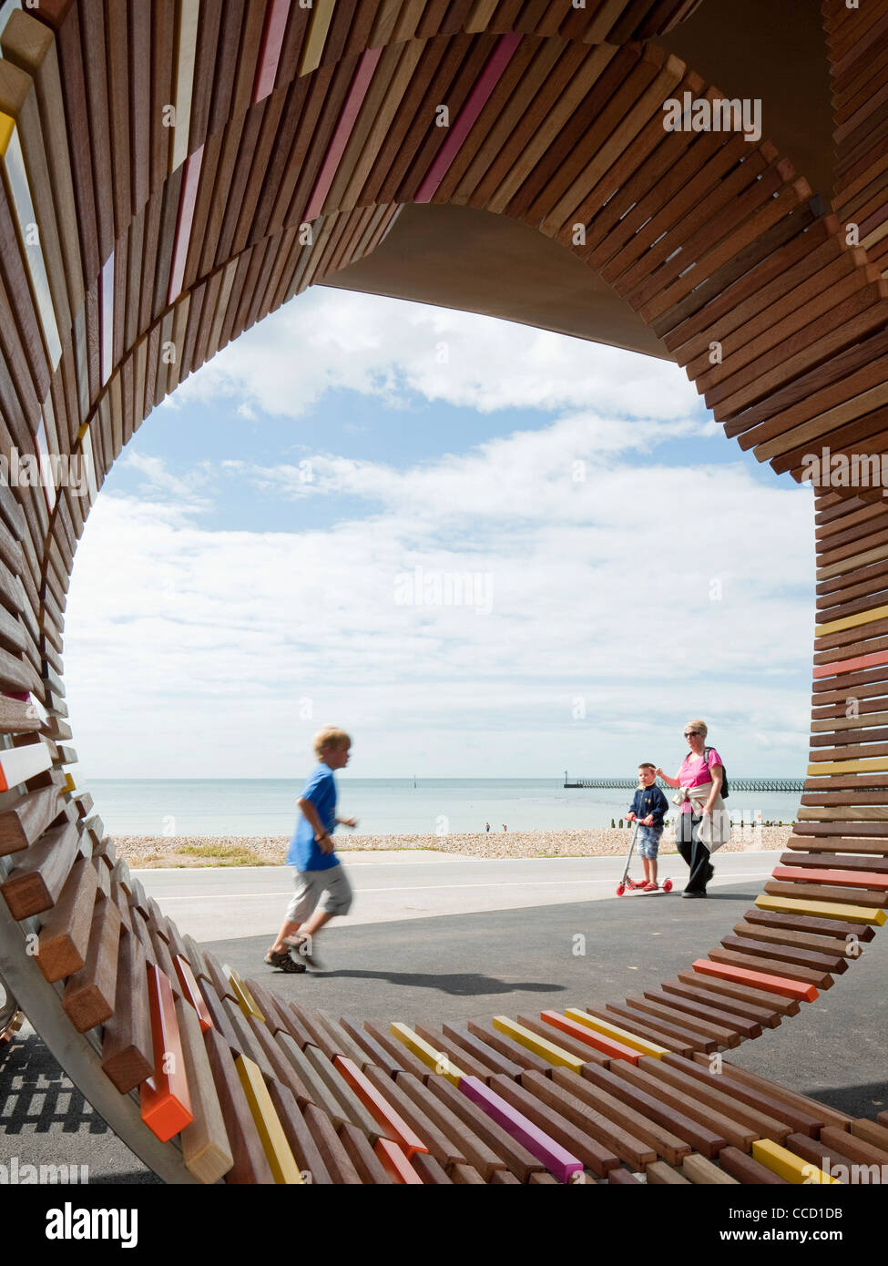 The longest bench hi-res stock photography and images - Alamy