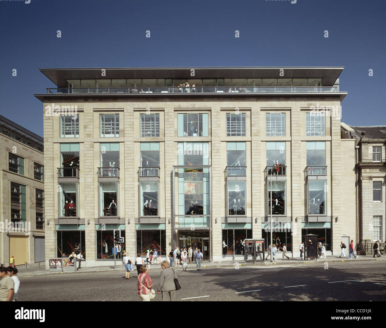 HARVEY NICHOLS RESTAURANT EXTERIOR OF BUILDING Stock Photo - Alamy