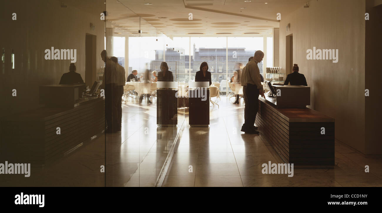 HARVEY NICHOLS RESTAURANT VIEW OF RESTAURANT FROM RECEPTION Stock Photo ...
