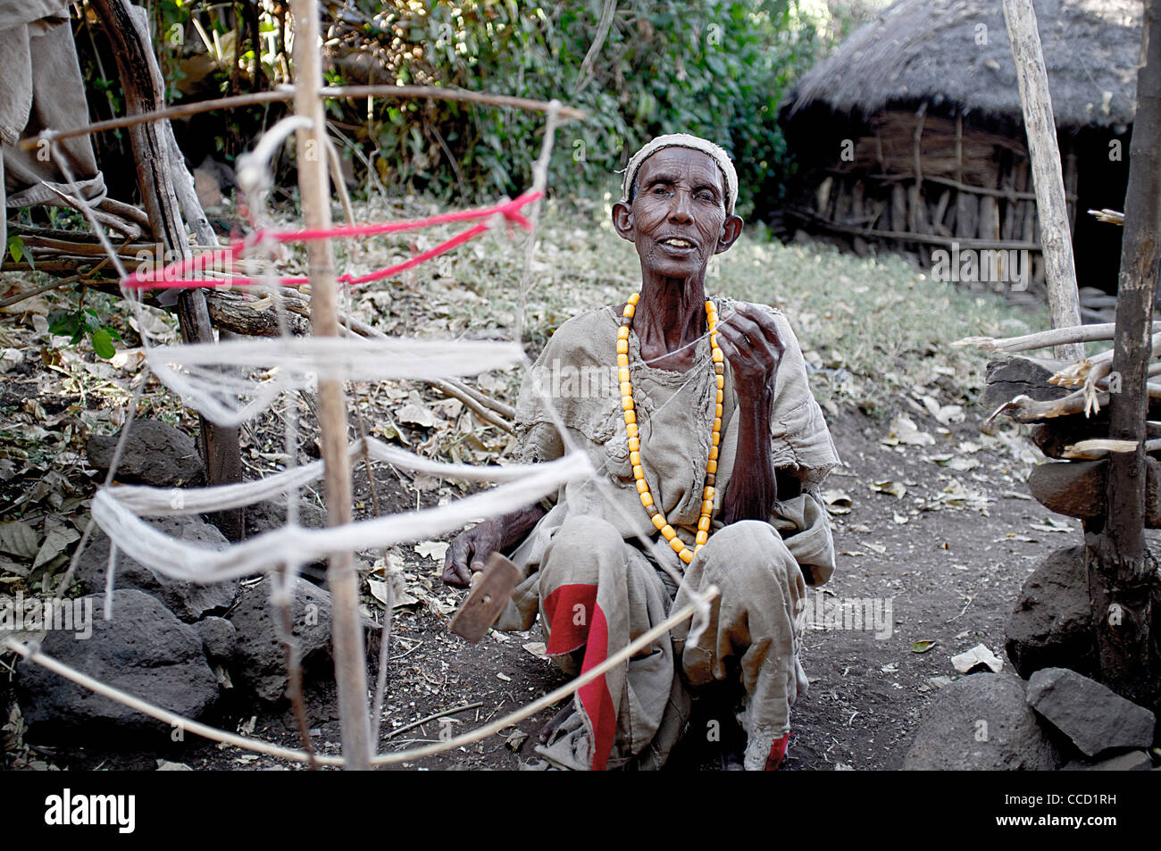 Spinning cotton hi-res stock photography and images - Alamy
