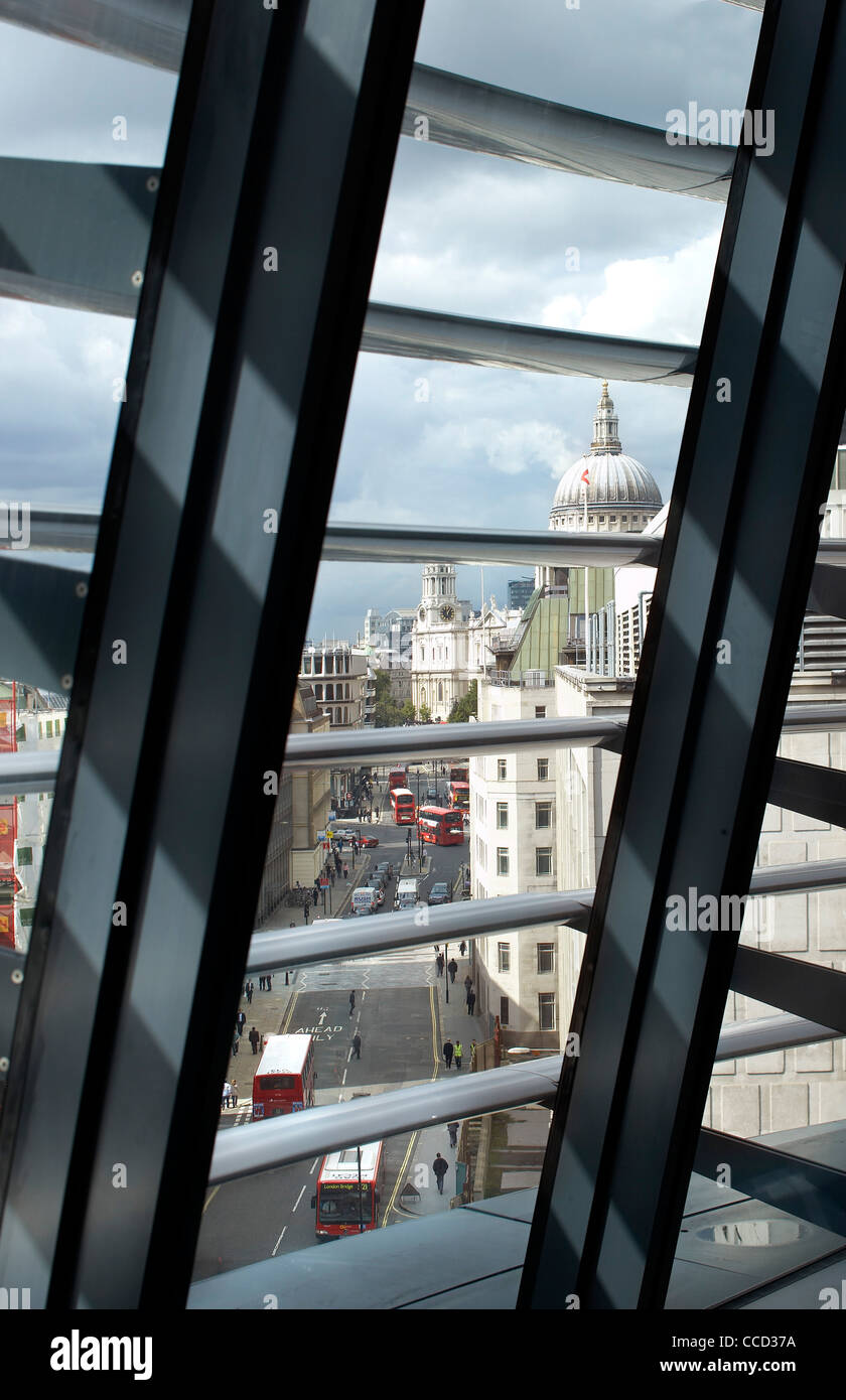 Full length glass glazed windows hi-res stock photography and images ...