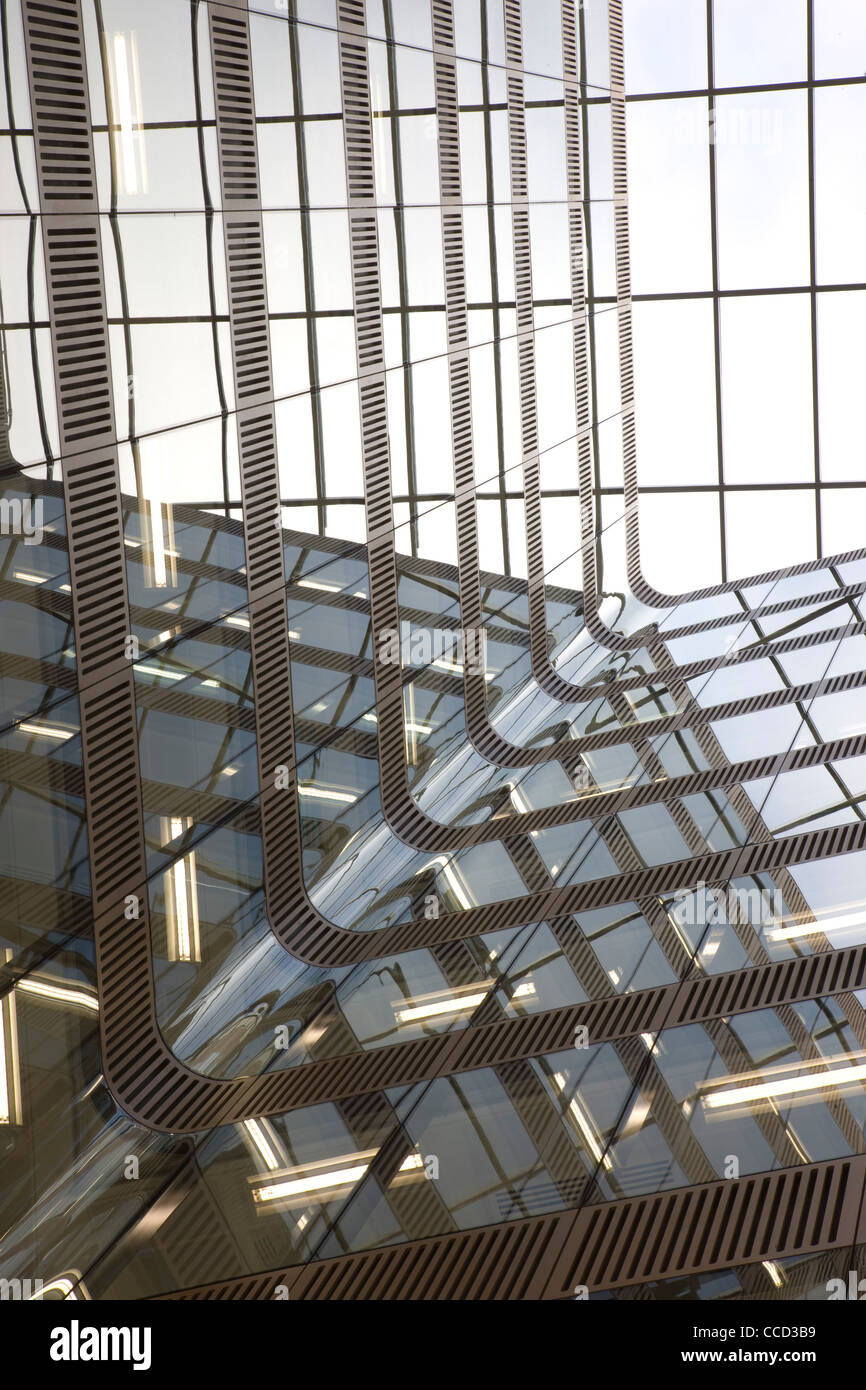 atrium view of 60 threadneedle street designed by eric parry architects ...