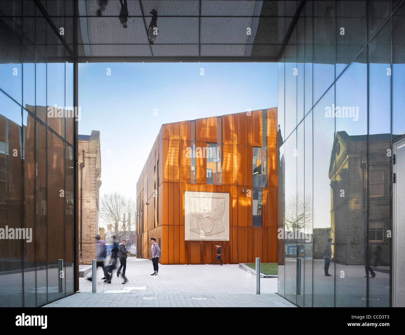 broadcasting place by feilden clegg bradley studios at leeds ...