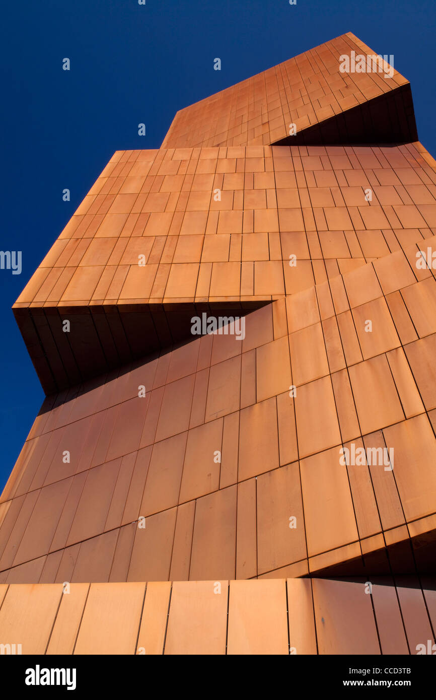 broadcasting place by feilden clegg bradley studios at leeds ...