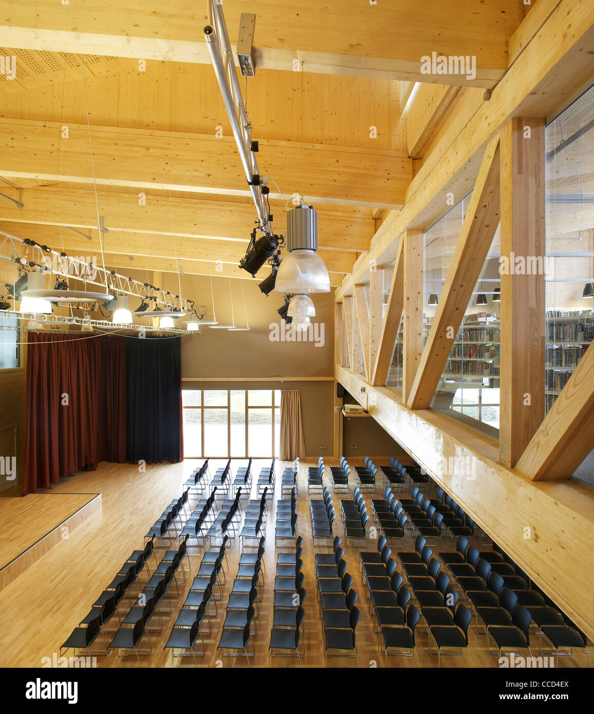 Waingels school woodley hi-res stock photography and images - Alamy