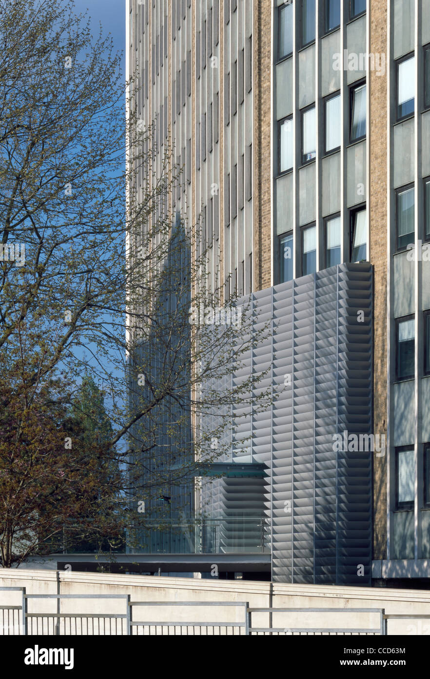 Reading bridge house hi-res stock photography and images - Alamy