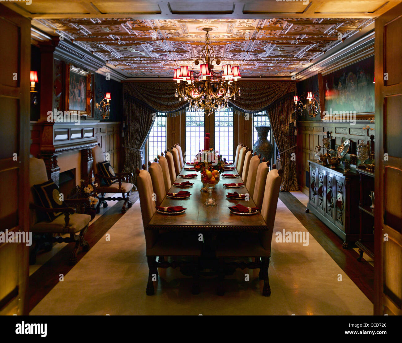 Halcyon hall private house mcguire hi-res stock photography and images ...