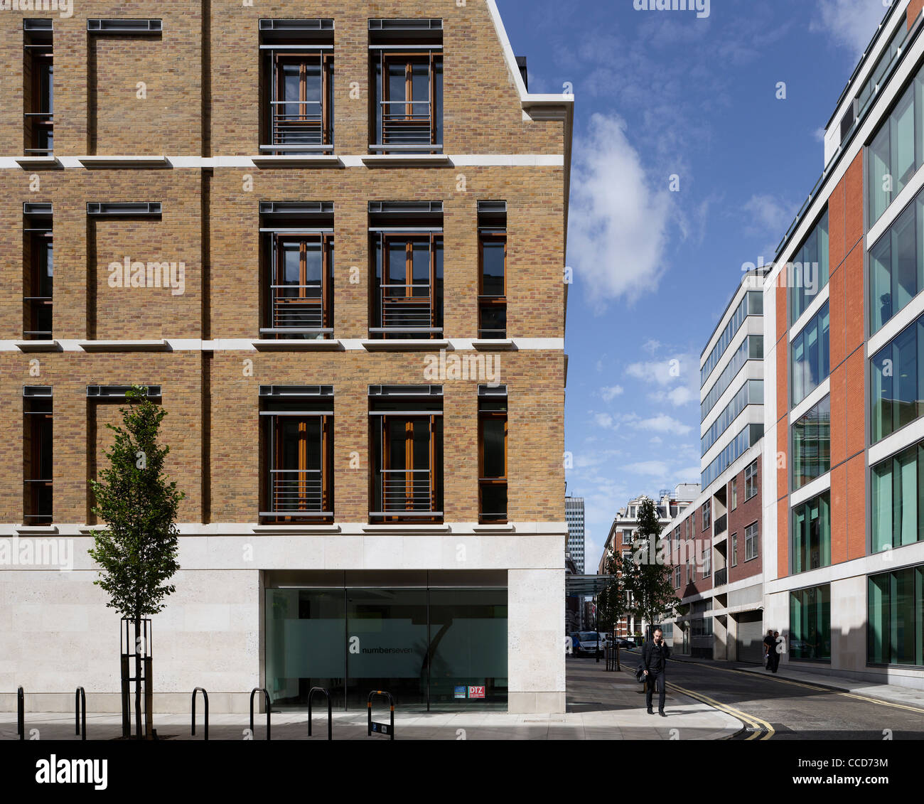 Oxford street retail elevation hi-res stock photography and images - Alamy