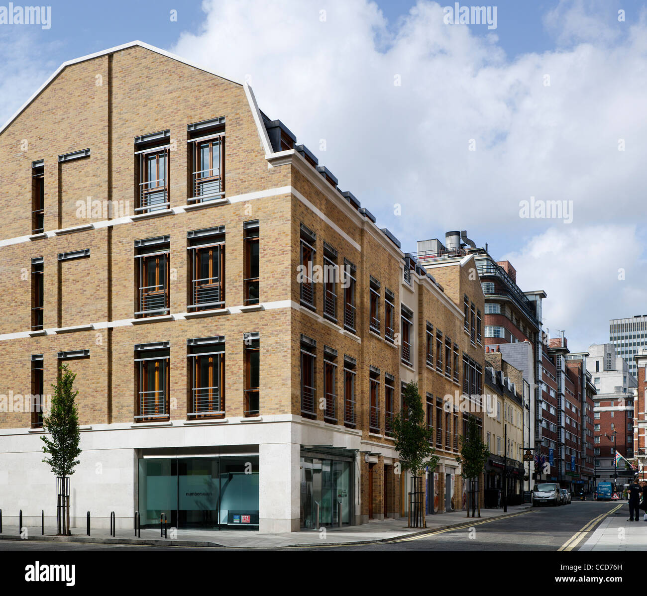 Oxford street retail elevation hi-res stock photography and images - Alamy