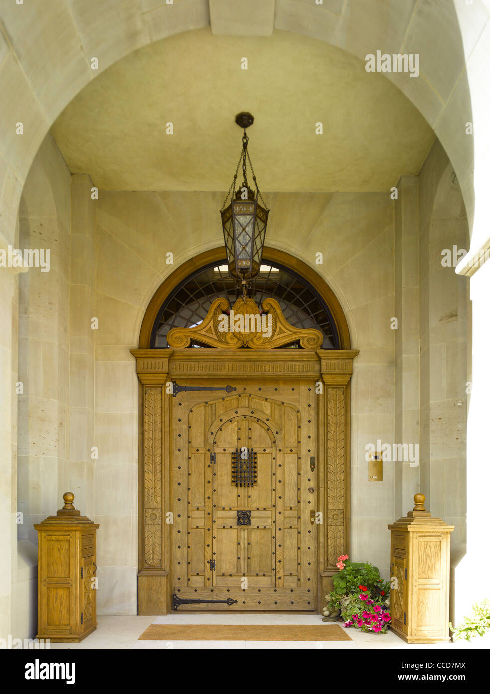 HALCYON HALL, RADLETT, UNITED KINGDOM, 2009 Stock Photo - Alamy