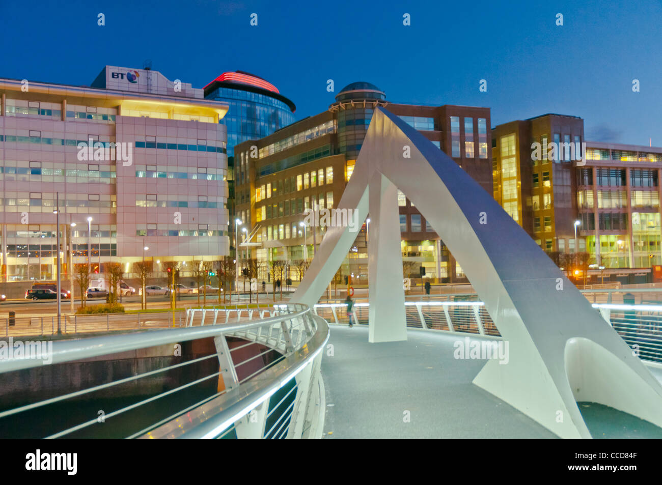 Tradeston / Broomielaw footbridge over the River Clyde Glasgow Scotland ...