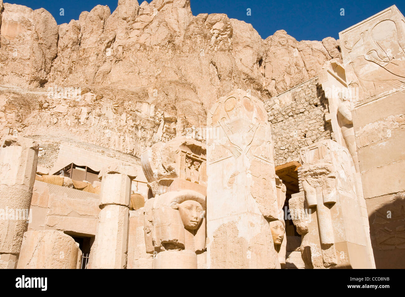 Mortuary temple of Hatshepsut, Deir el-Bahari, Egypt Stock Photo - Alamy