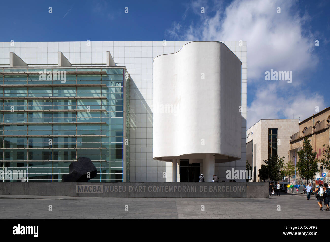 MACBA, BARCELONA MUSEUM OF CONTEMPORARY ART by Richard Meier Stock ...