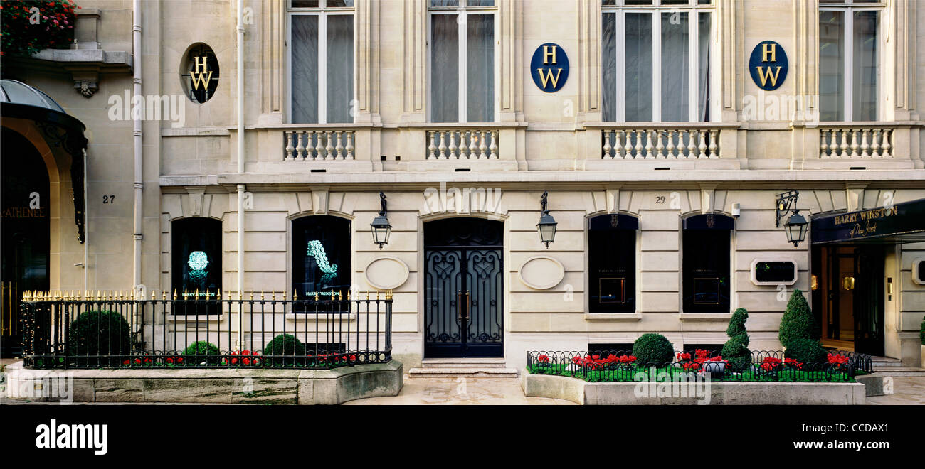 Harry Winston Jewelry Store Façade, Paris, France, 2008 Stock Photo - Alamy