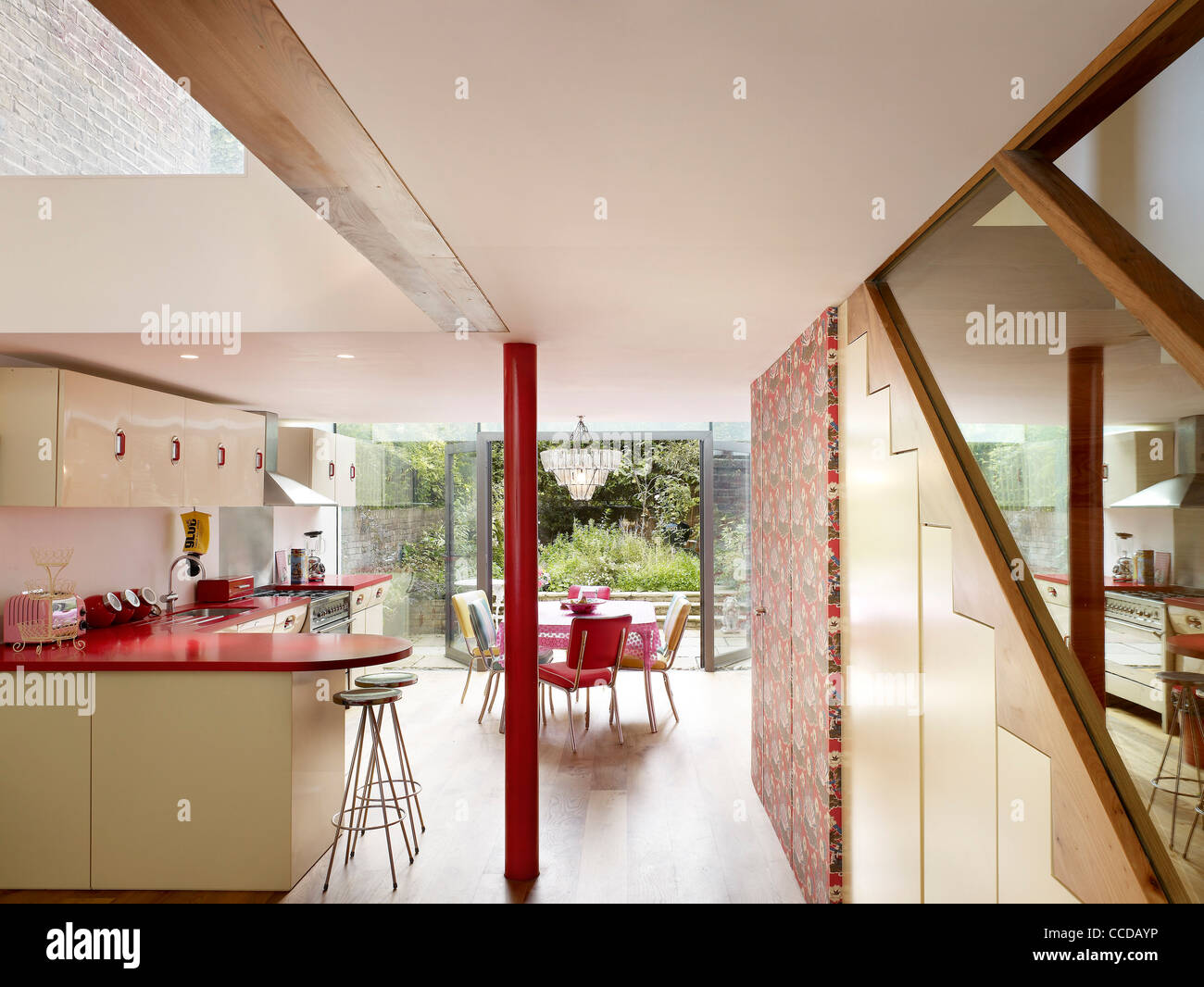 PRIVATE HOUSE IN WEST LONDON. RENOVATION, EXTENSION AND UNUSUAL ...