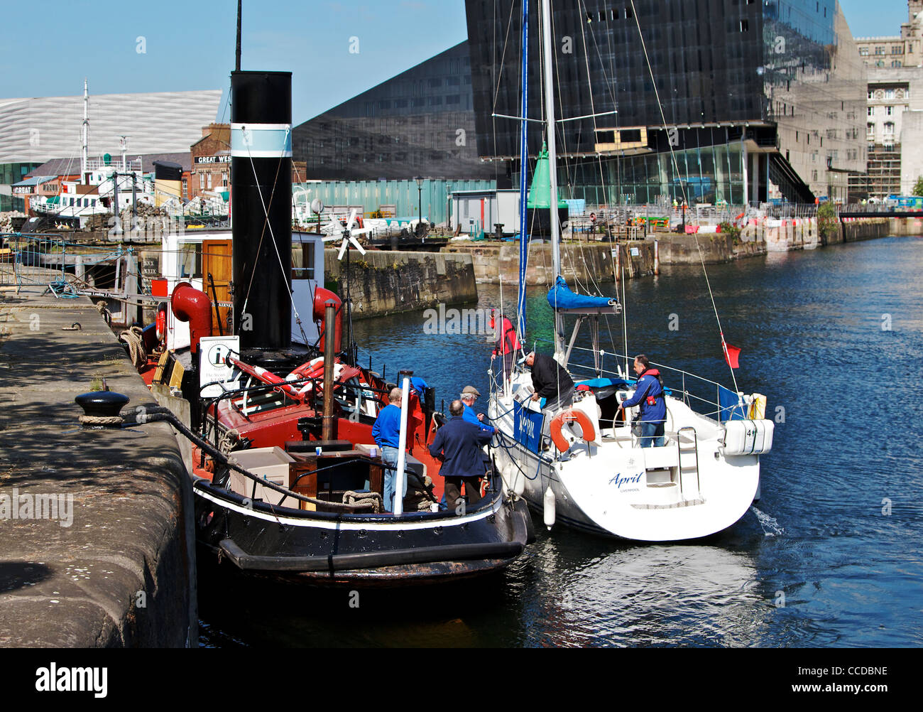 Half tide dock hi-res stock photography and images - Alamy
