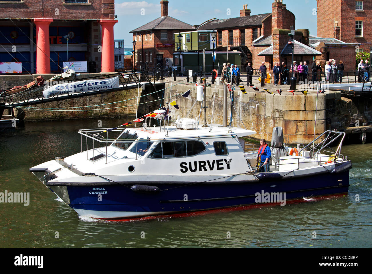 Liverpool survey boat entering the Albert Dock, Liverpool, Merseyside ...