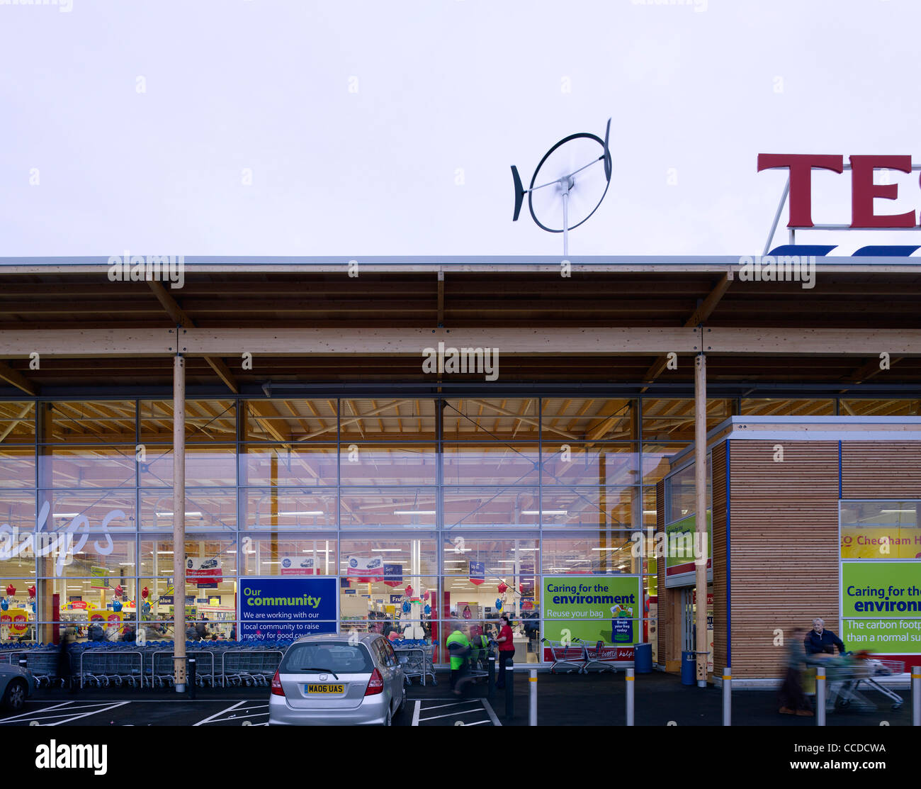 tesco cheetham hill manchester michael aukett architects 2009 energy ...