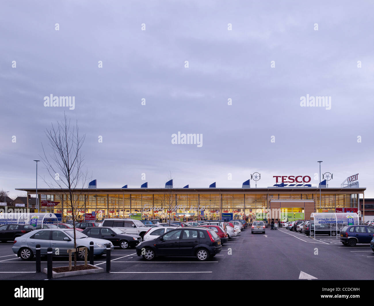 tesco cheetham hill manchester michael aukett architects 2009 energy ...