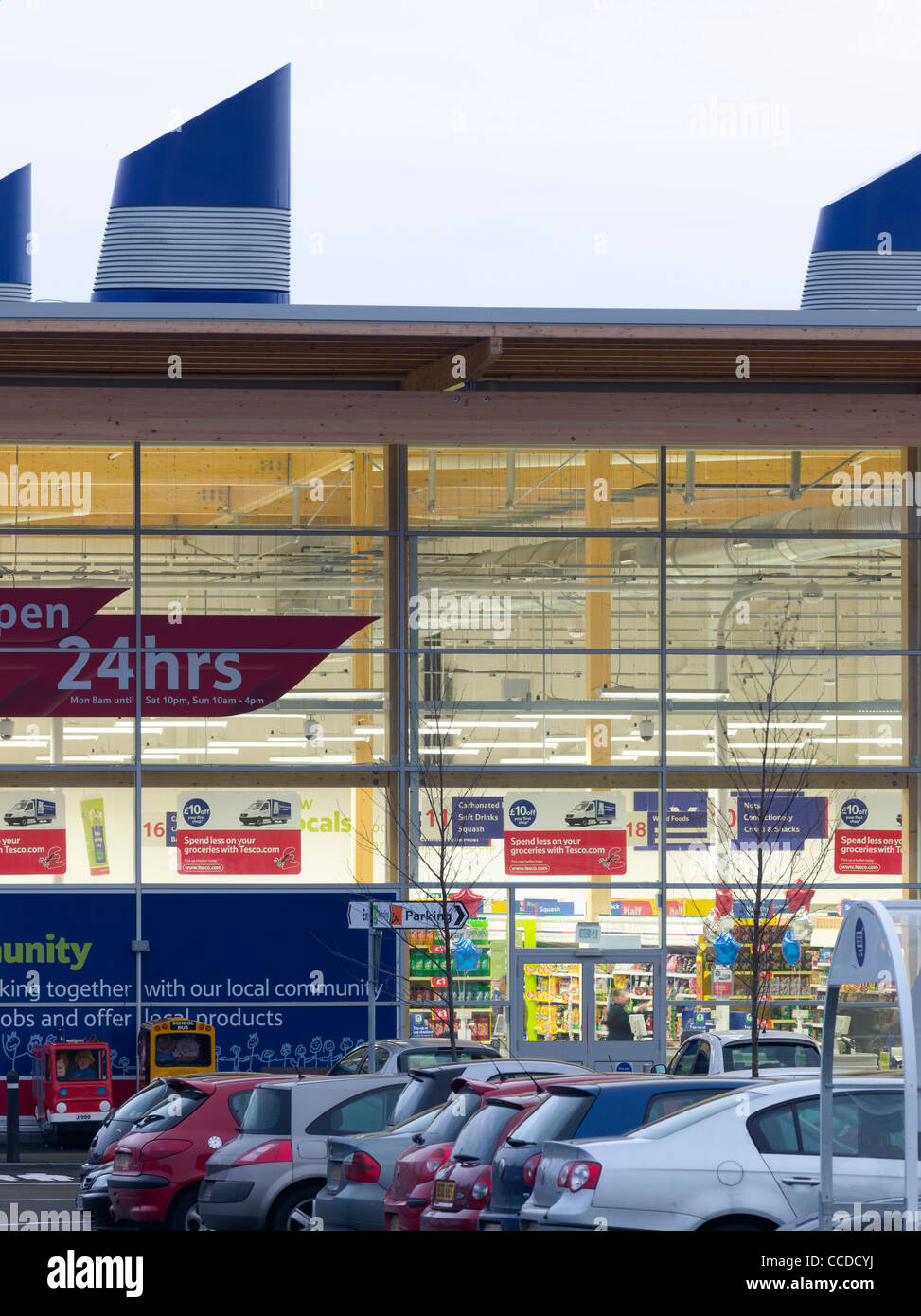 tesco cheetham hill manchester michael aukett architects 2009 energy ...