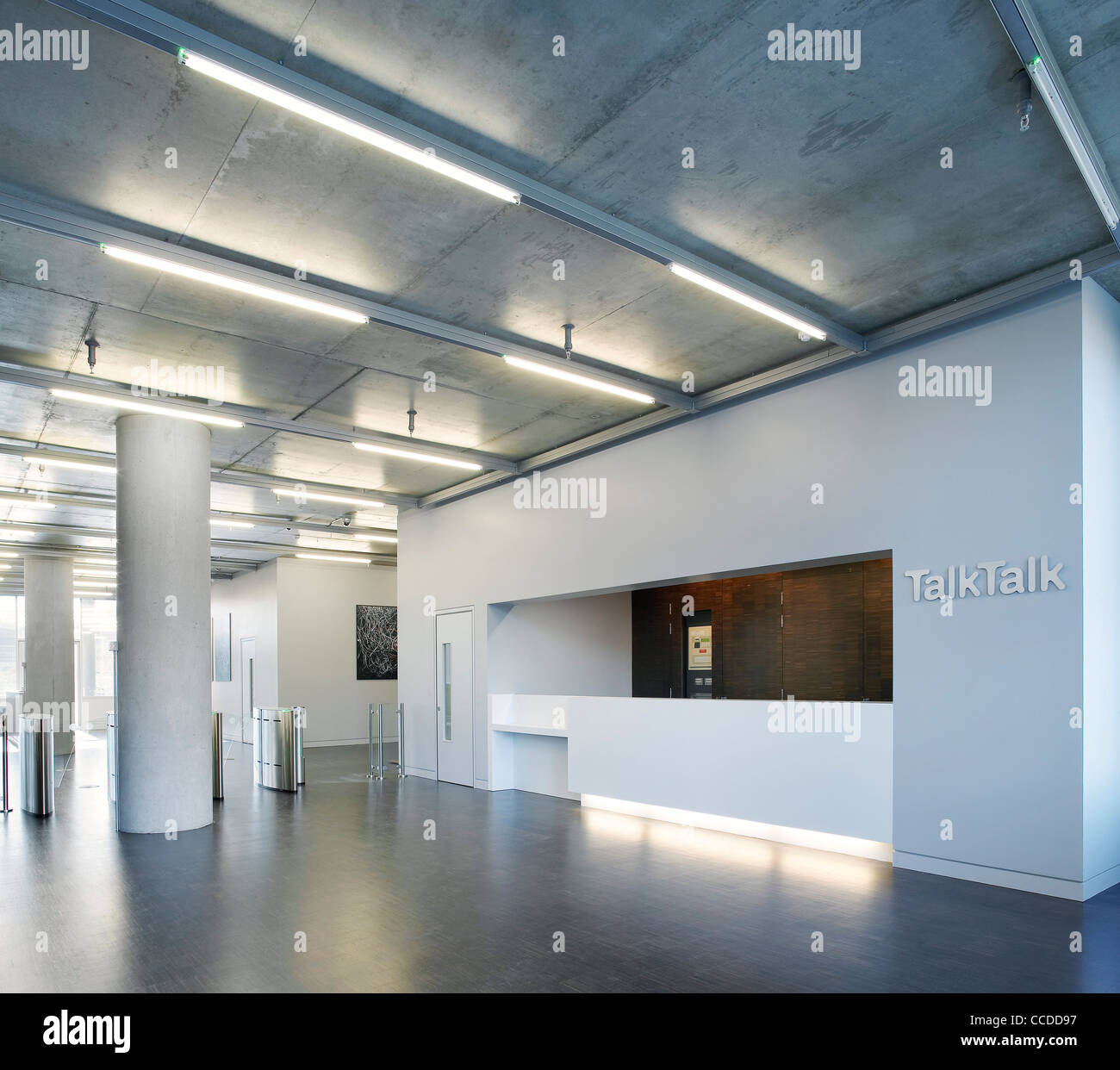 Talk talk hi-res stock photography and images - Alamy