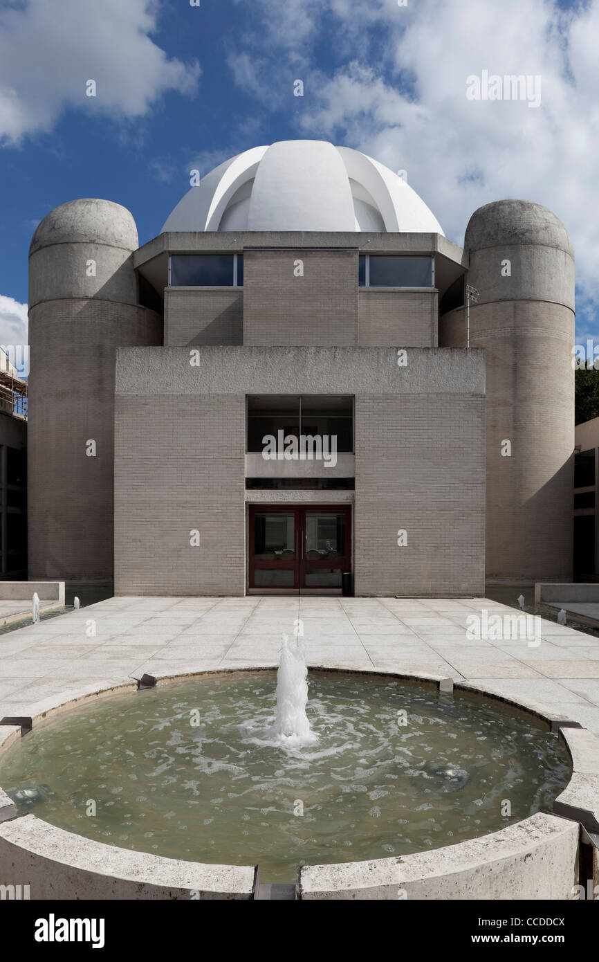 Murray Edwards College Stock Photos & Murray Edwards College Stock ...