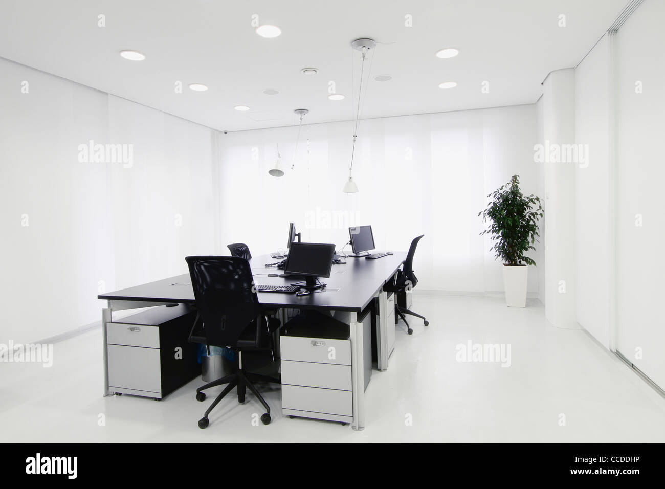 Office furniture hi-res stock photography and images - Alamy