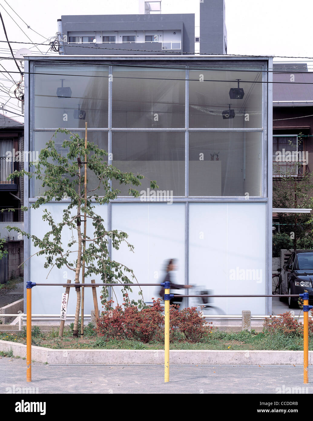 BIG WINDOW HOUSE STRAIGHT VIEW Stock Photo - Alamy