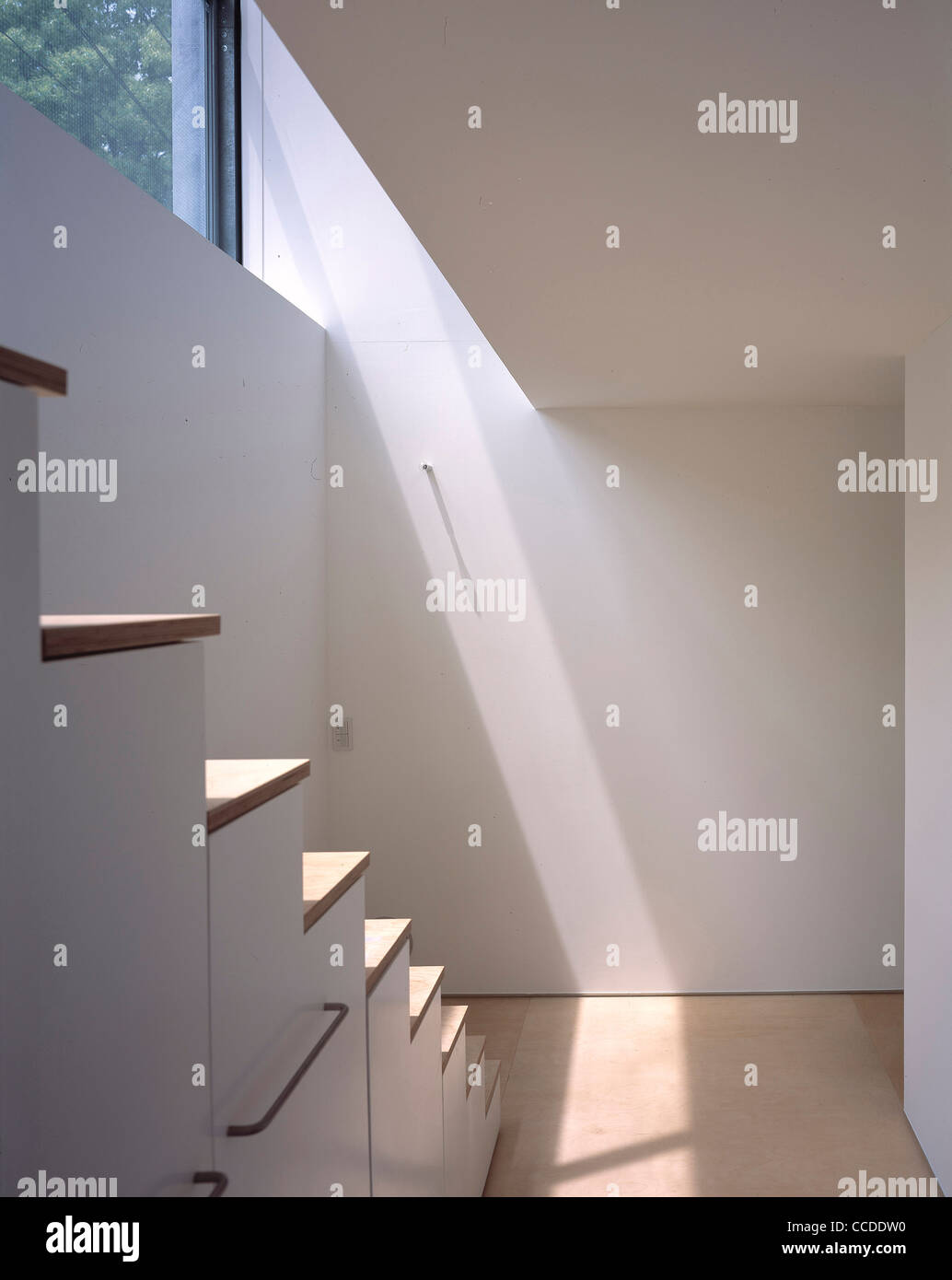 BIG WINDOW HOUSE INTERIOR VIEW ON LOWER LEVEL Stock Photo - Alamy