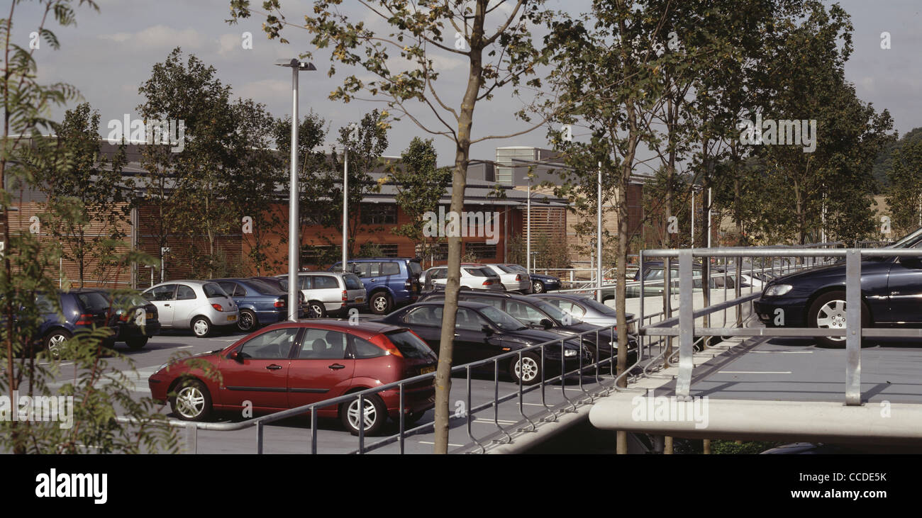 VODAFONE HEADQUARTERS LANDSPACE OF CAR PARK AND EAST CORNER OF BUILDING ...