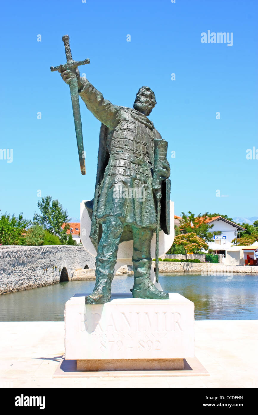 Sculpture of Duke Branimir on entrance to the city of Nin Stock Photo ...