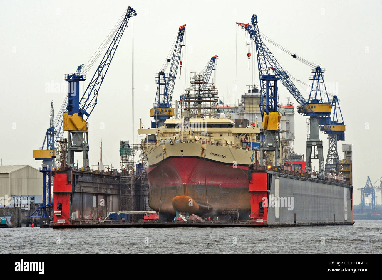 Marine engineering hi-res stock photography and images - Alamy