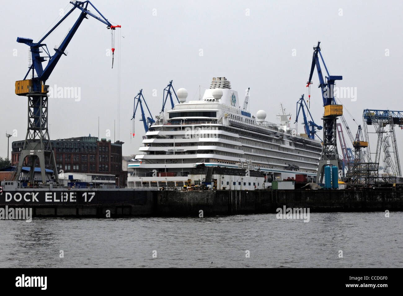 Marine engineering hi-res stock photography and images - Alamy
