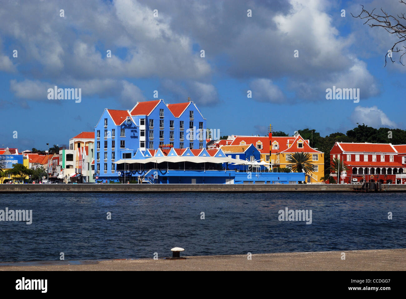 Otrobanda hotel and casino hi-res stock photography and images - Alamy
