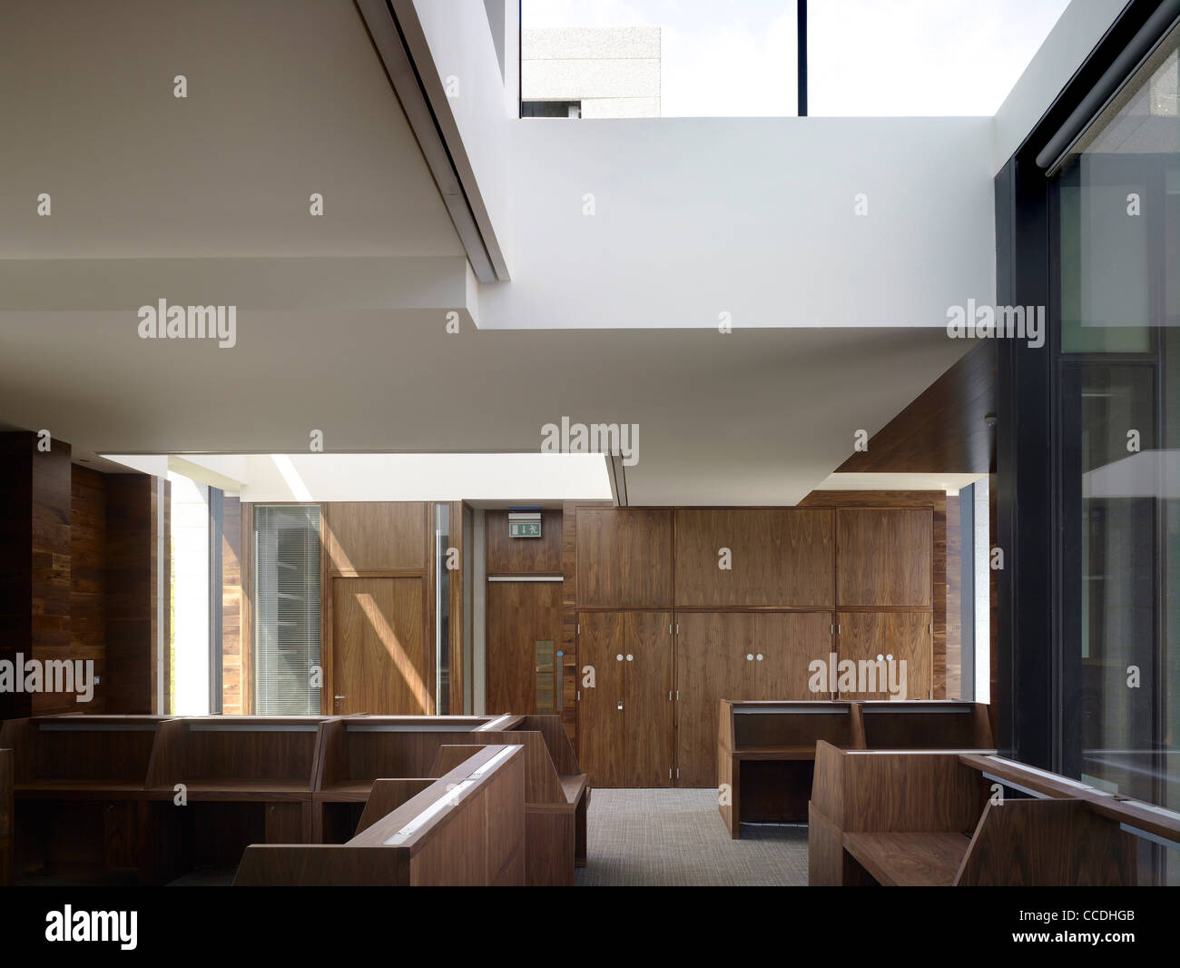 Long room hub hi-res stock photography and images - Alamy