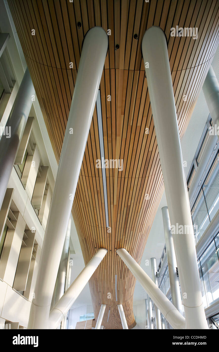 o2 headquarters, tp bennett, bath road, slough, berkshire, uk, 2009 ...