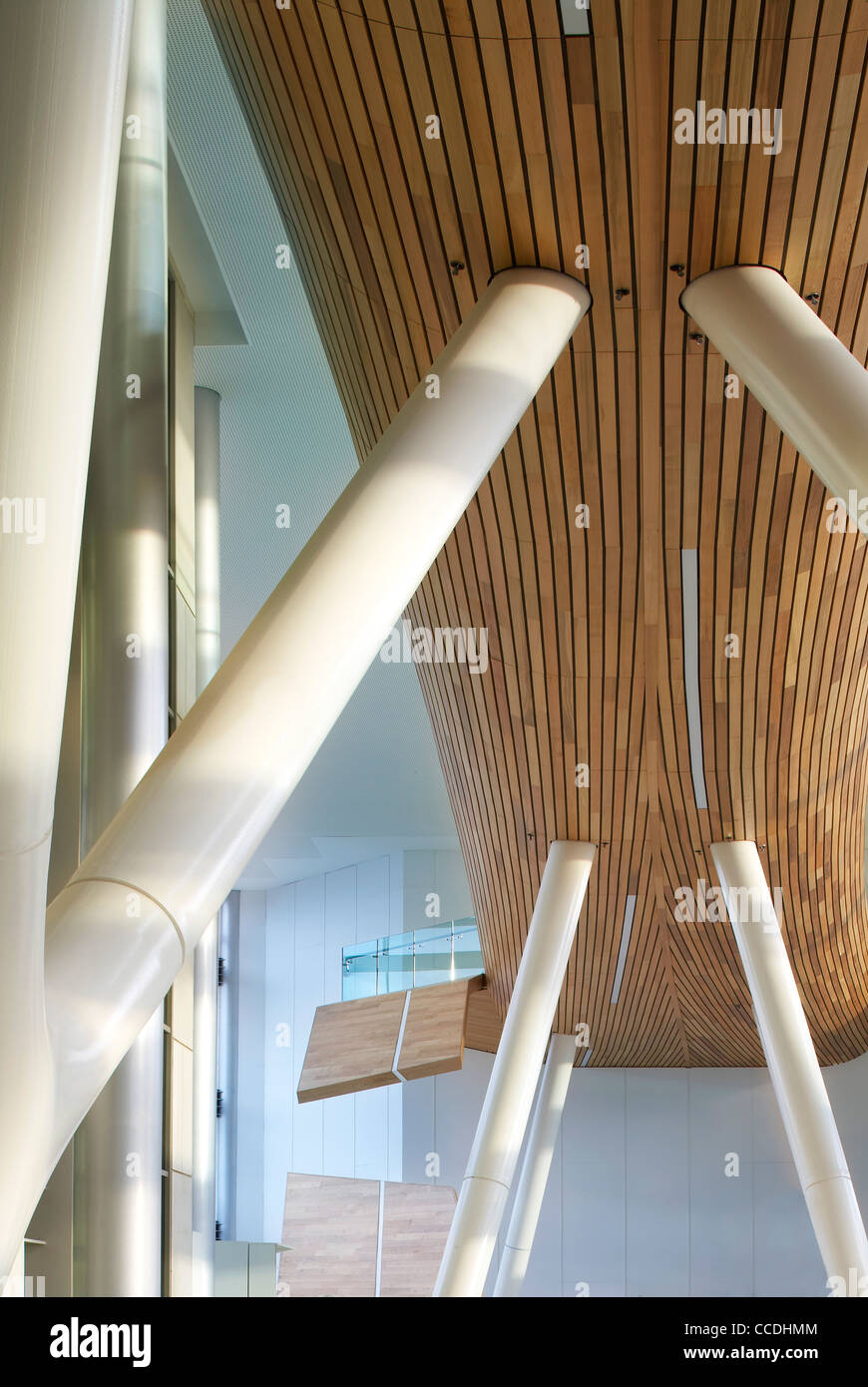 o2 headquarters, tp bennett, bath road, slough, berkshire, uk, 2009 ...