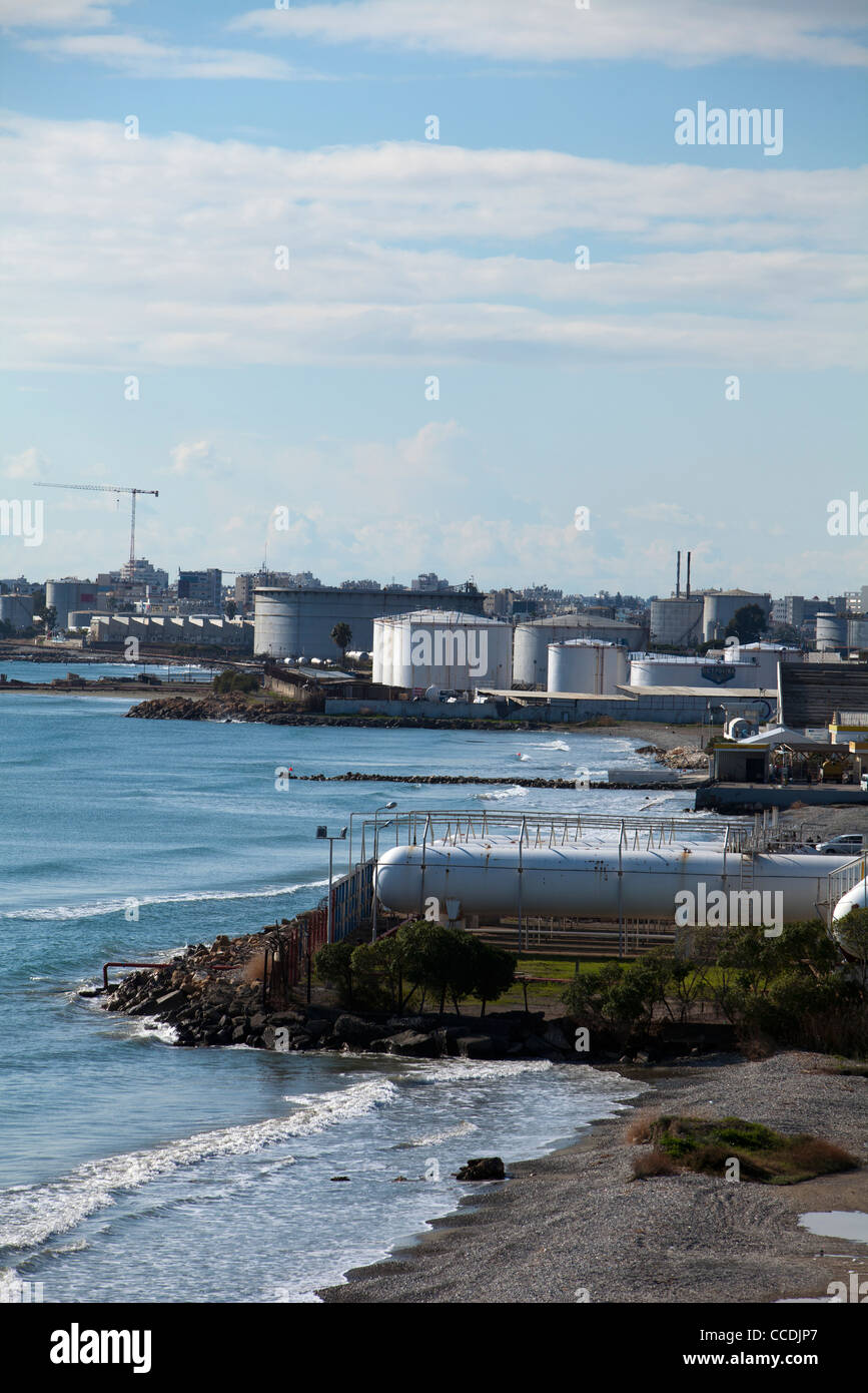 Storage tanks installation hi-res stock photography and images - Alamy