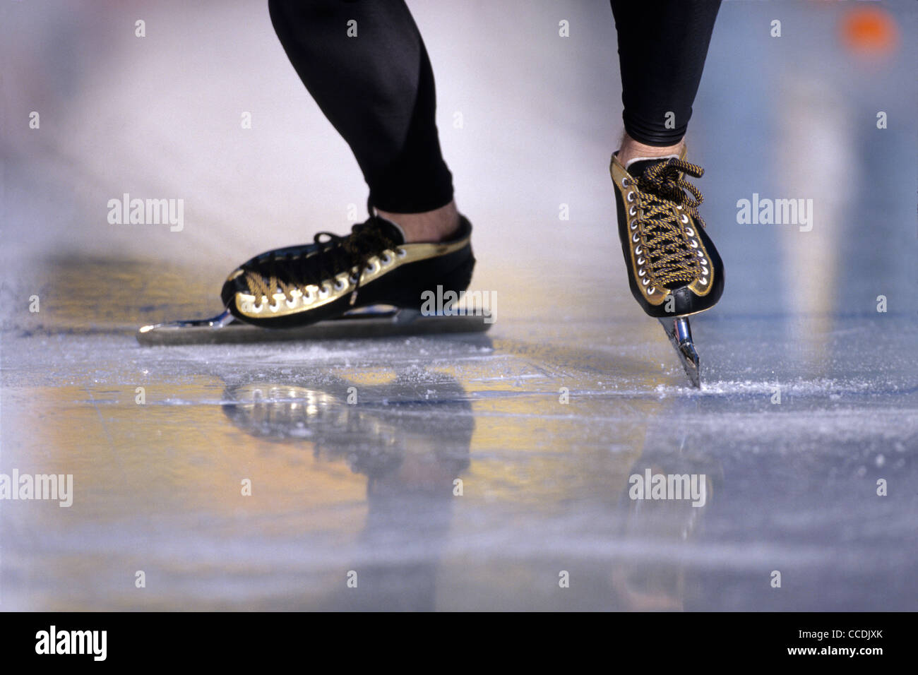 Detail of speed skaters feet in the start position Stock Photo - Alamy