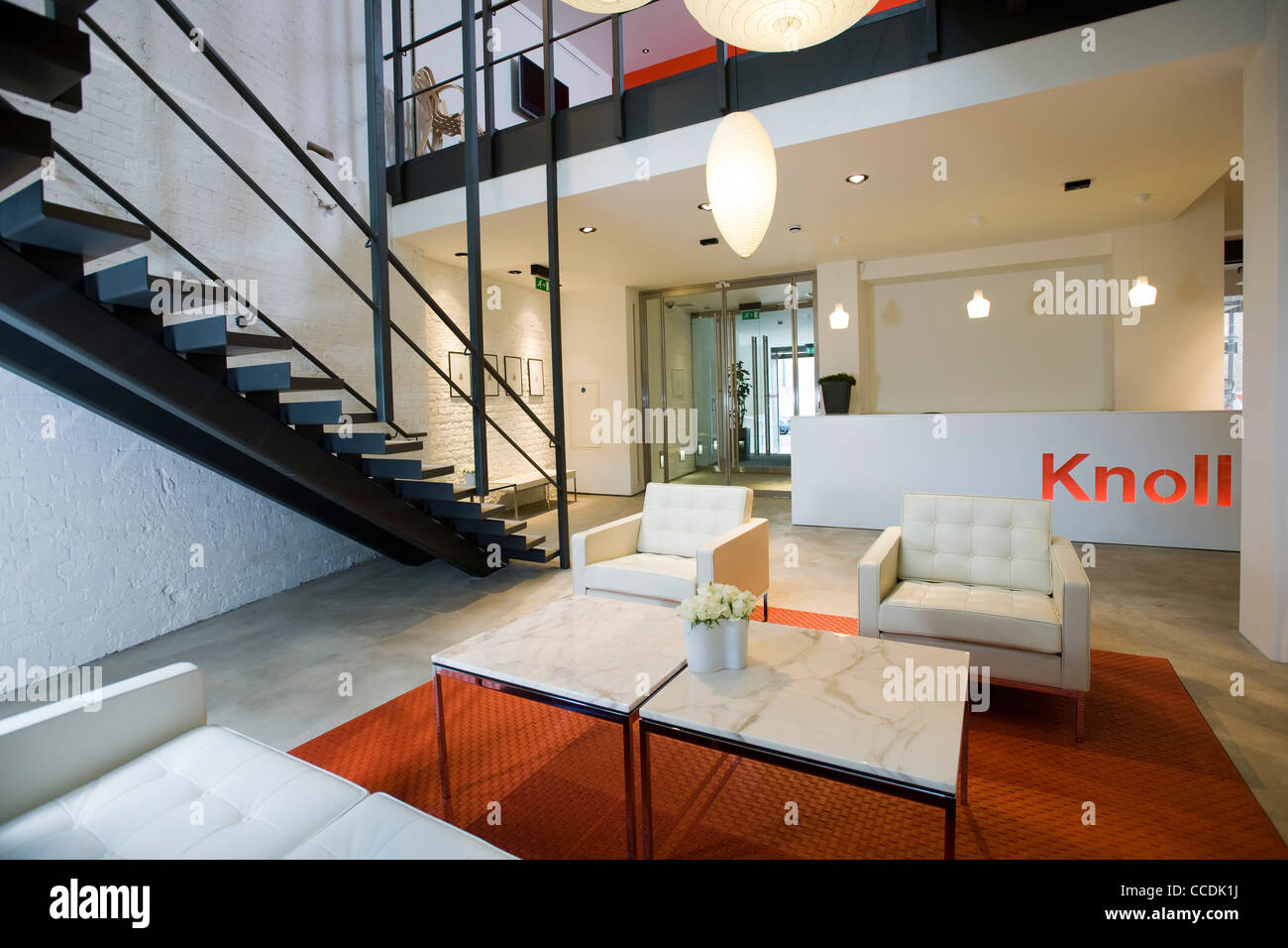 Showroom reception hi-res stock photography and images - Alamy