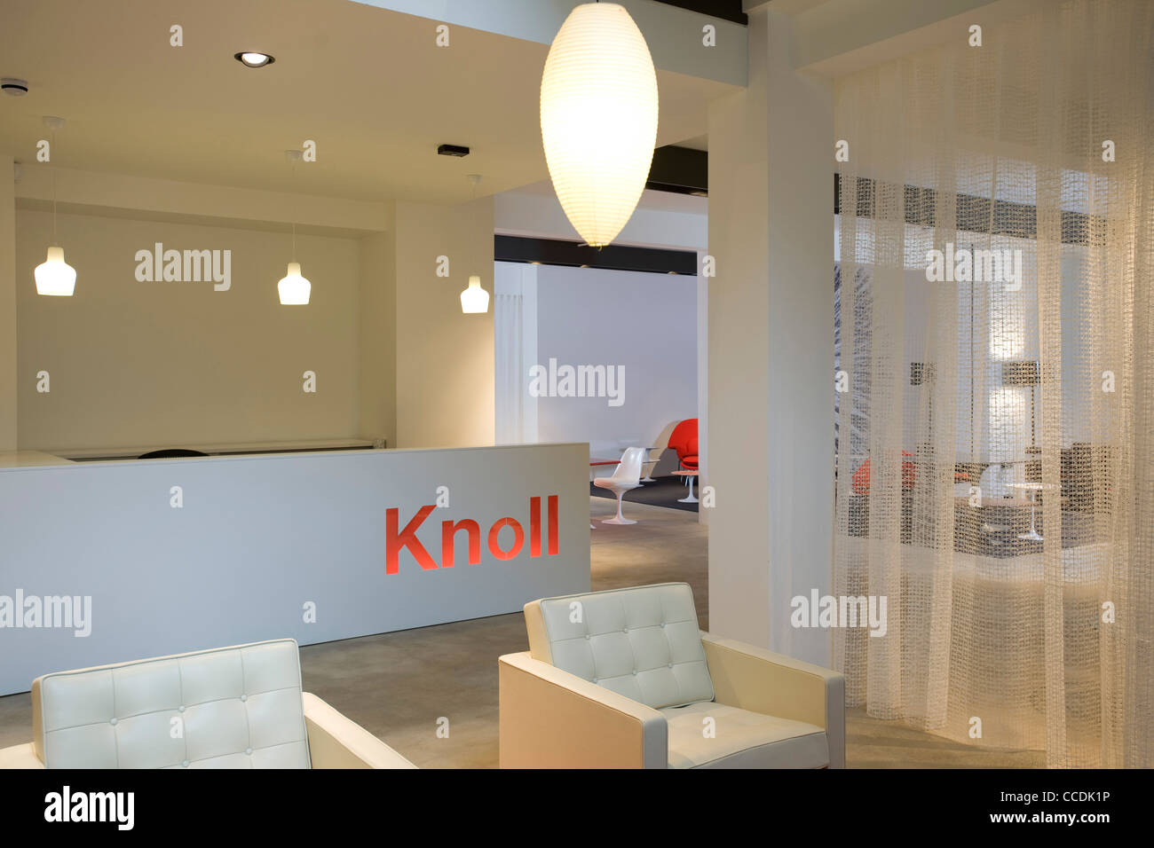 Showroom reception hi-res stock photography and images - Alamy
