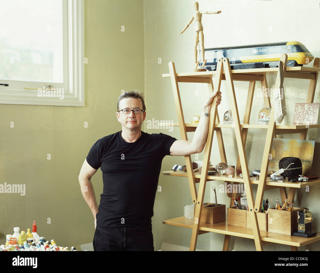 PRIVATE HOUSE PORTRAIT OF OWNER(SEBASTIAN CONRAN Stock Photo - Alamy