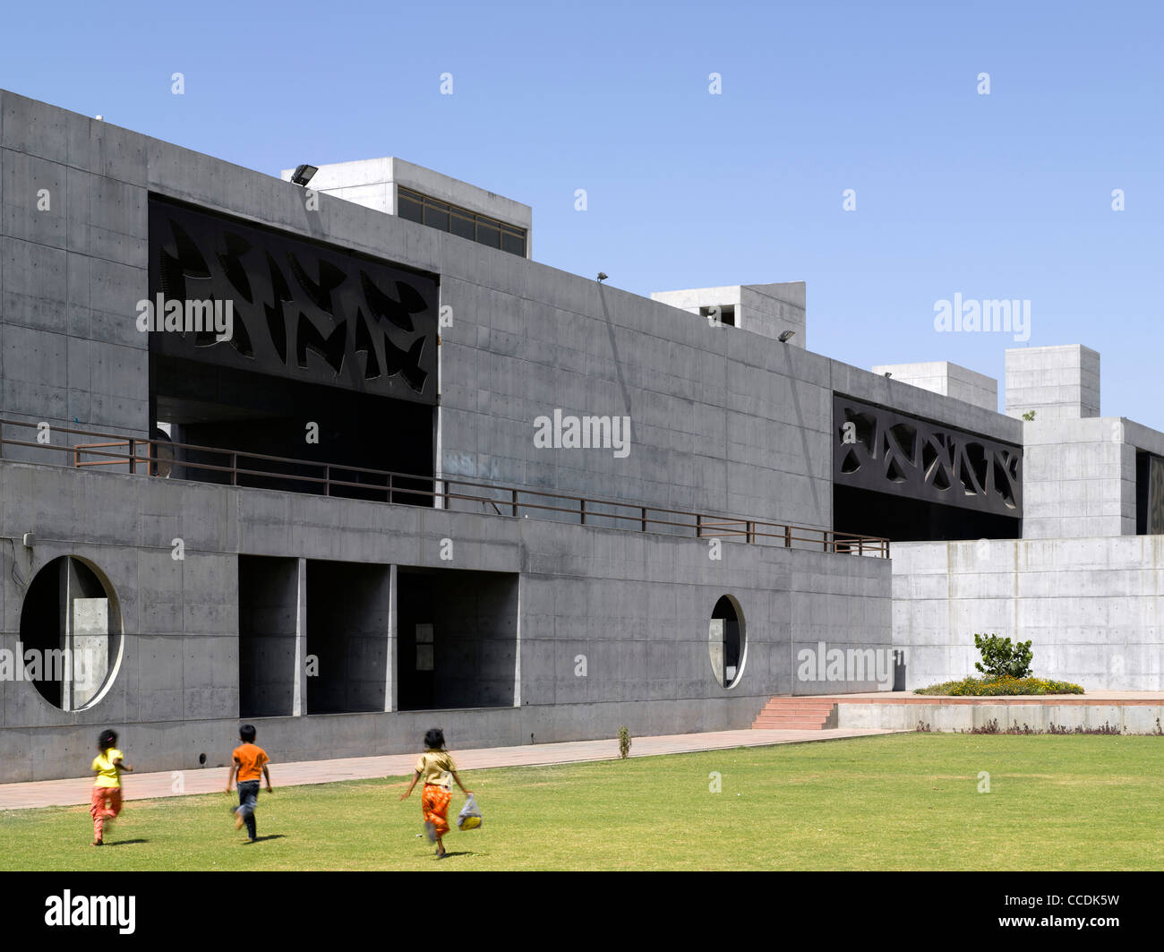 INDIAN INSTITUTE OF MANAGEMENT AHMEDABAD INDIA Stock Photo - Alamy