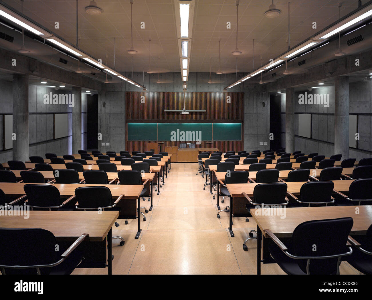 INDIAN INSTITUTE OF MANAGEMENT AHMEDABAD INDIA Stock Photo - Alamy