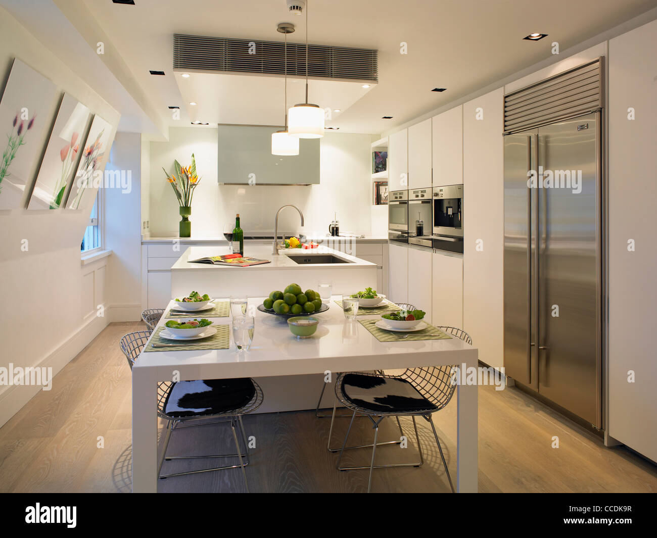 Luxury penthouse hi-res stock photography and images - Alamy