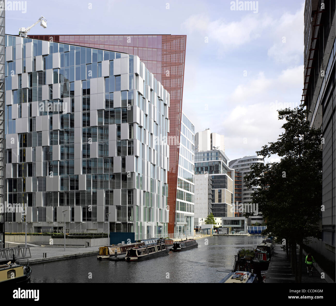 1 MERCHANT SQUARE, MOSSESSIAN AND PARTNERS, 2010, VIEW FROM CANAL Stock ...