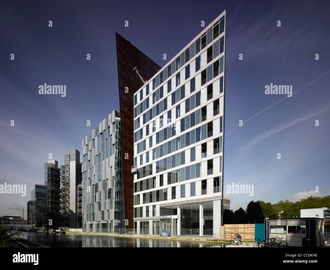 Merchant square hi-res stock photography and images - Alamy