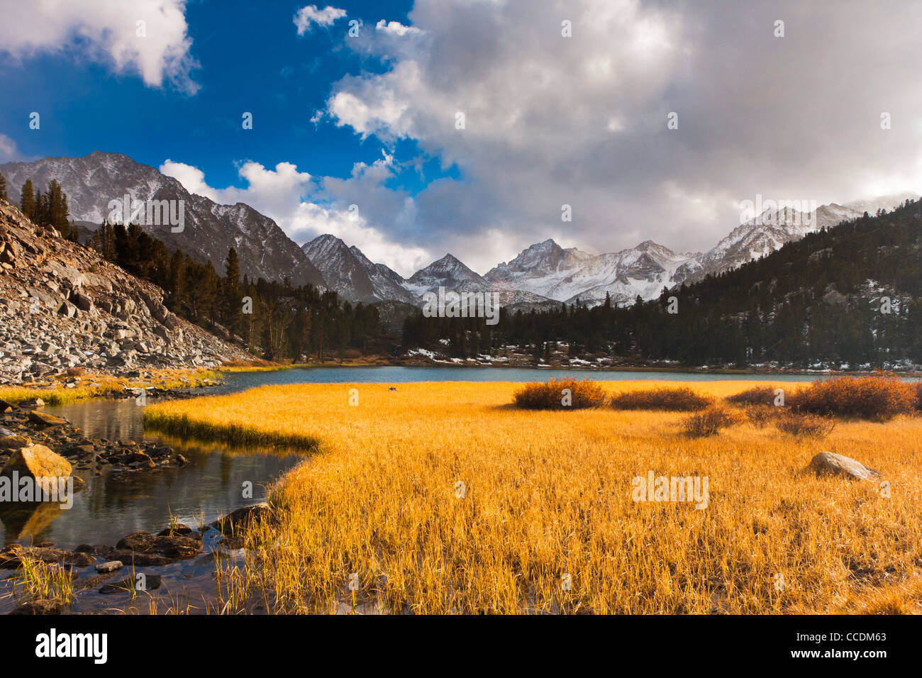 Mountain sunset landscape hi-res stock photography and images - Alamy
